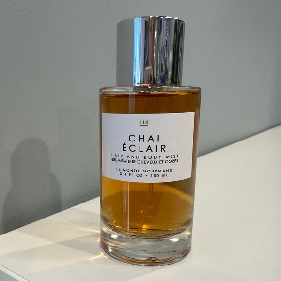 le monde gourmand | Bath & Body | Nwt Le Monde Gourmand Chai Eclair ...